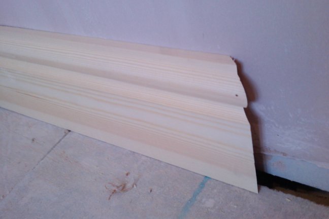 How to end skirting boards neatly with a miter