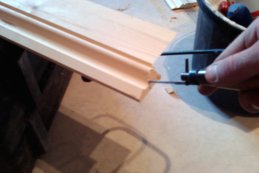How to scribe skirting board at internal corners